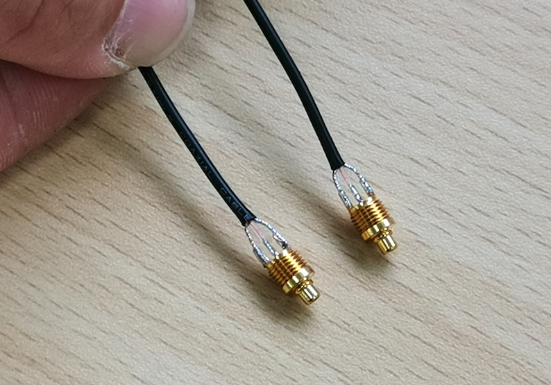 ハンダ面公開！MOGAMI モガミ 2381 超小型同軸 MMCX用 イヤホンケーブル！ | 音光堂ブログ